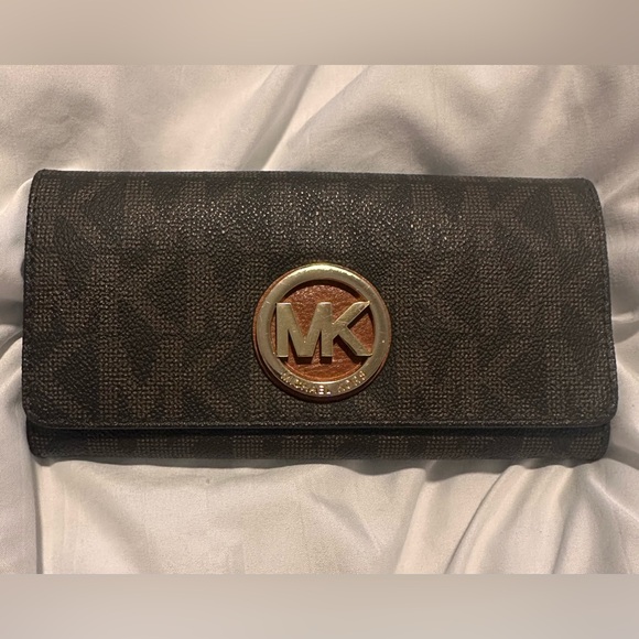 Michael Kors Collection | Bags | Michael Kors Fulton Carry All Brown ...